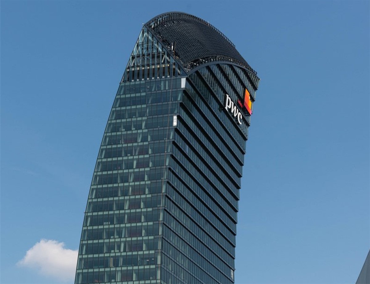 Immobiliare News | Completata la Torre PWC di Libeskind a Citylife ...